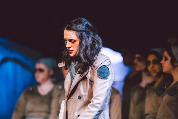 Antigone - Costume