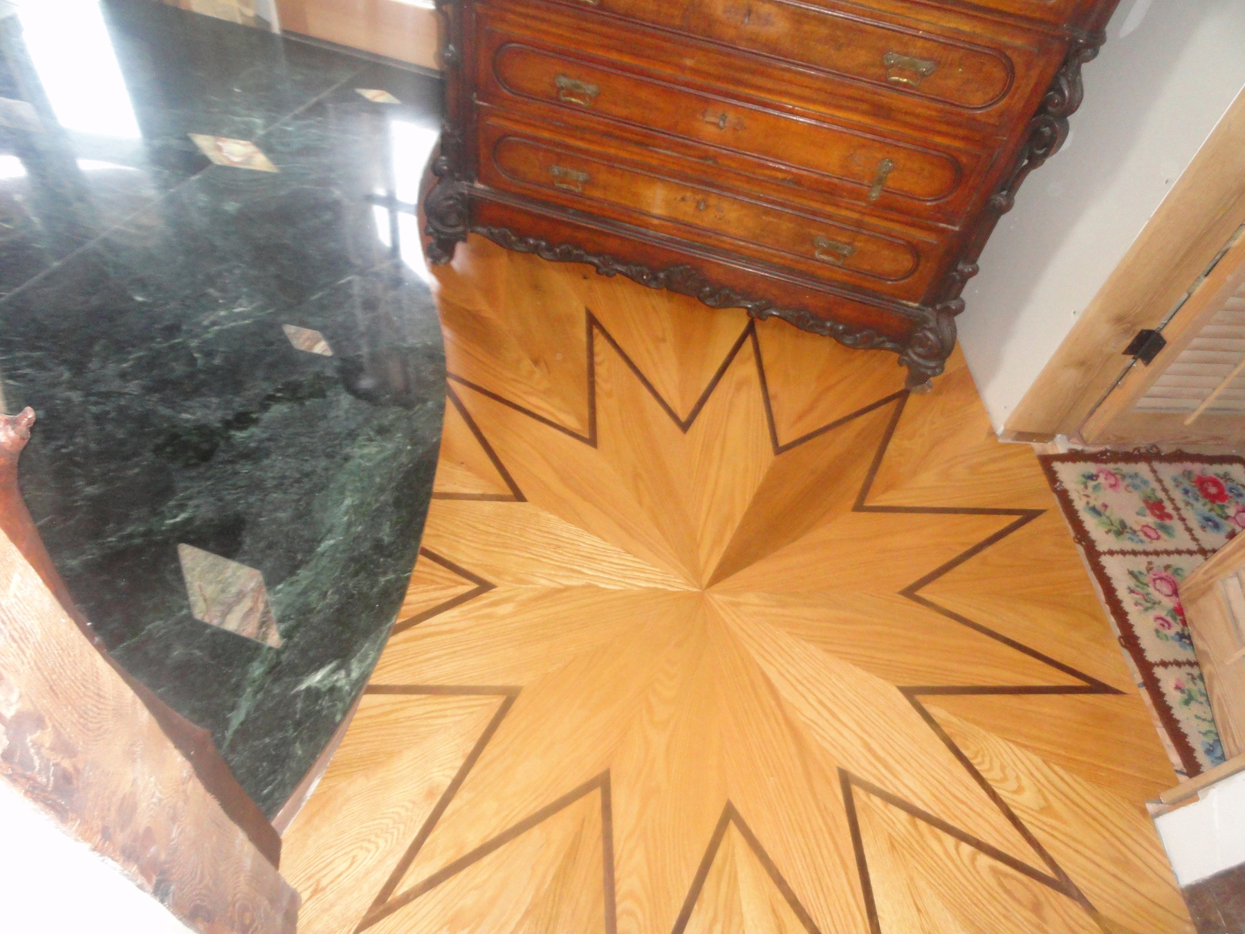 Theatre in the Round - Constant Design