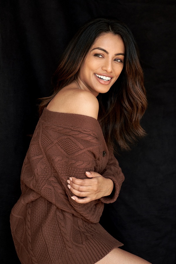 Riya Ray Official Page