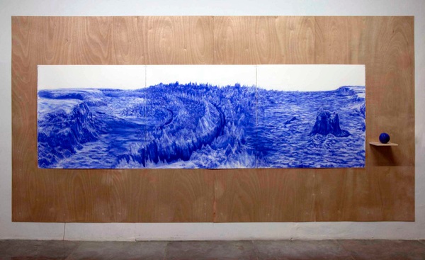 Rafael Villares (b. 1989) is a Cuban-born interdisciplinary artist
