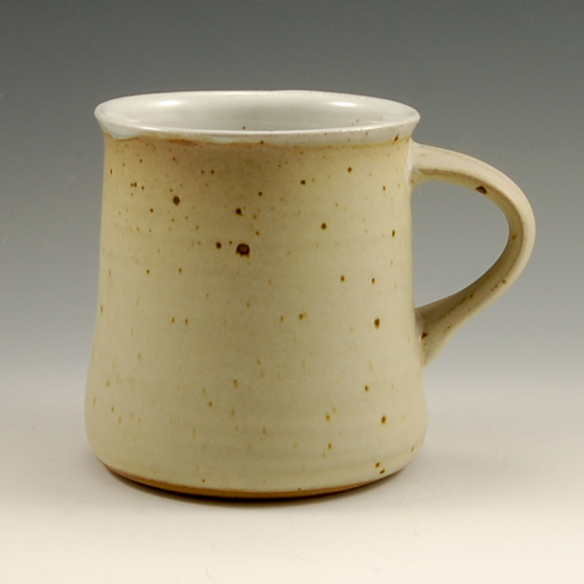 Lisa Bloom Pottery