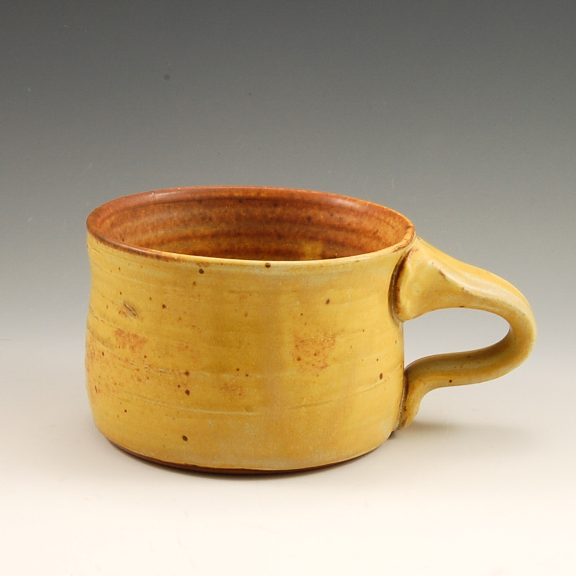Lisa Bloom Pottery